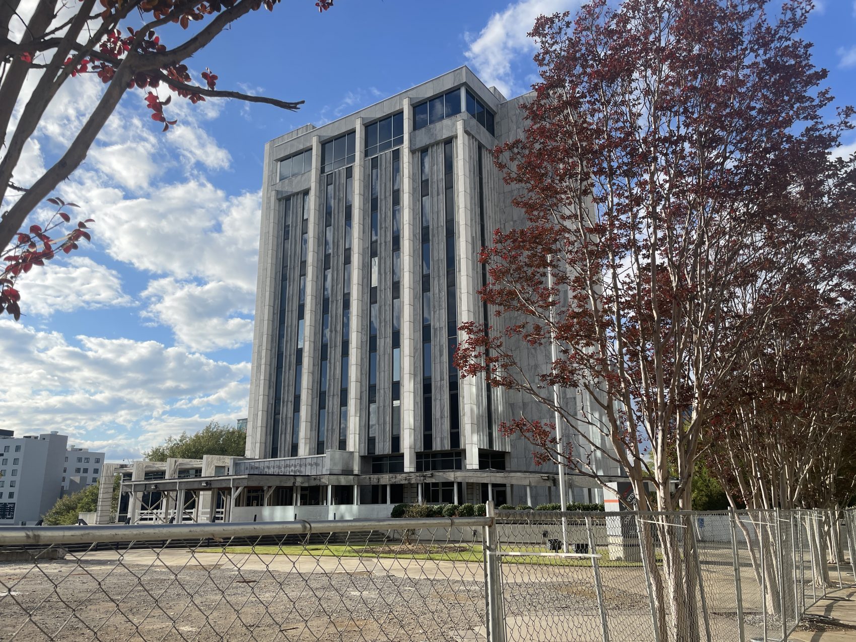 City hires contractor to dismantle former City Hall building - City of ...